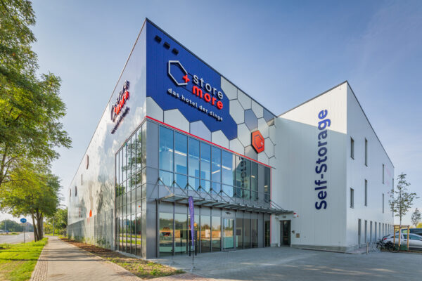 Case Study: Store & Go - Janus